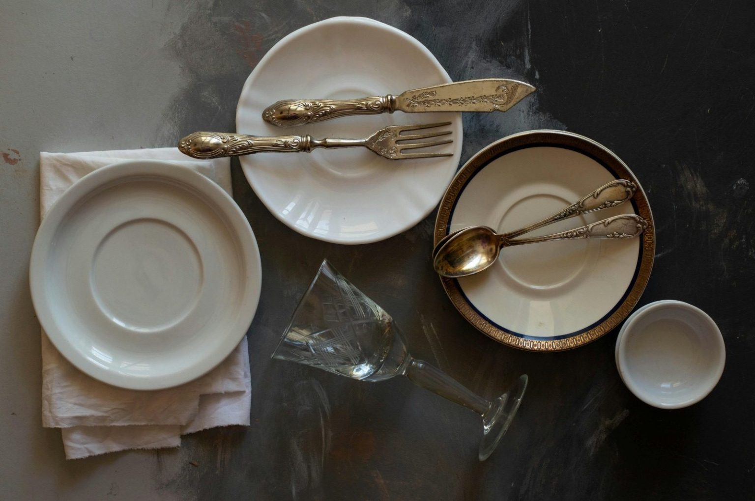 Tipos de cubiertos, la forma correcta de colocarlos y su lenguaje en la ...